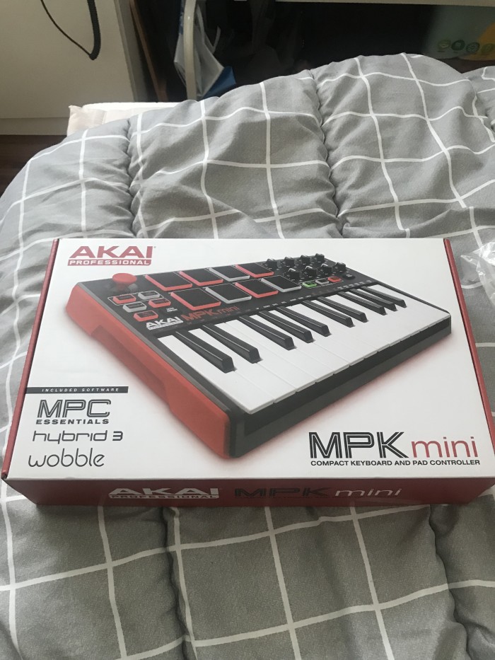AKAI MPK MINI MK2 판매합니다.