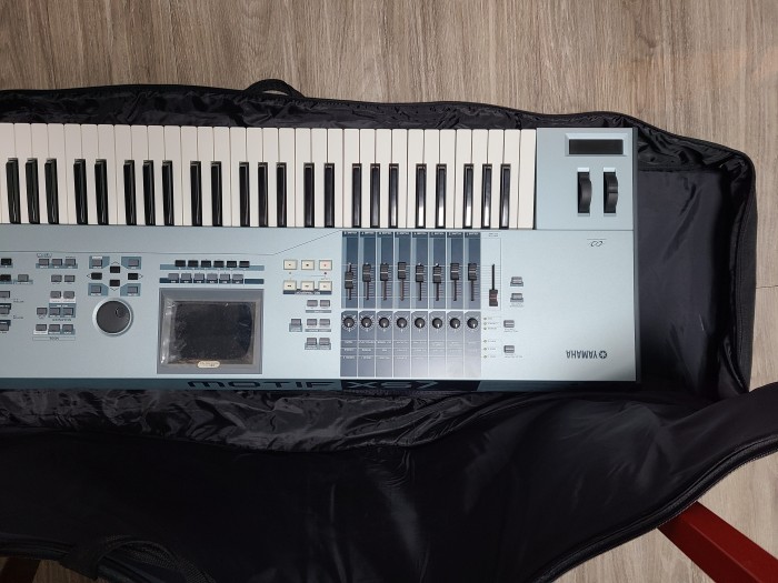 야마하 motif xs7 판매 S급 YAMAHA MOTIF XS7 신디사이저