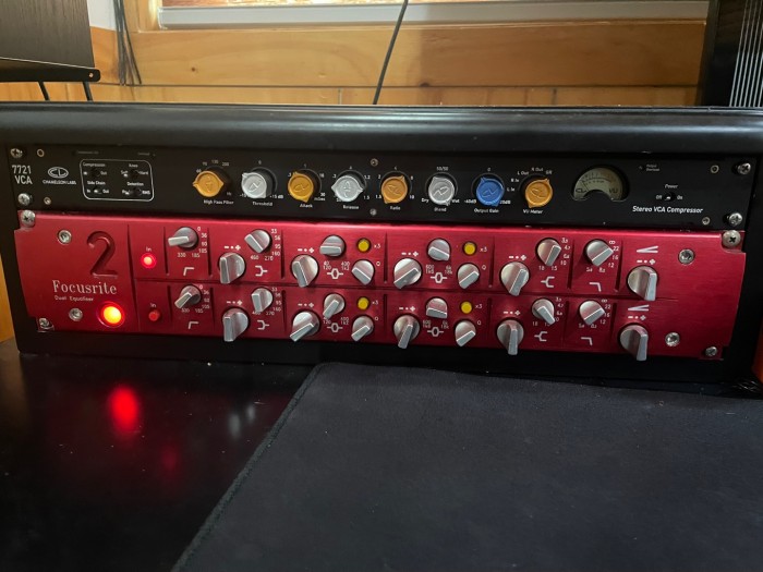 Focusrite RED 2 EQ 팝니다.