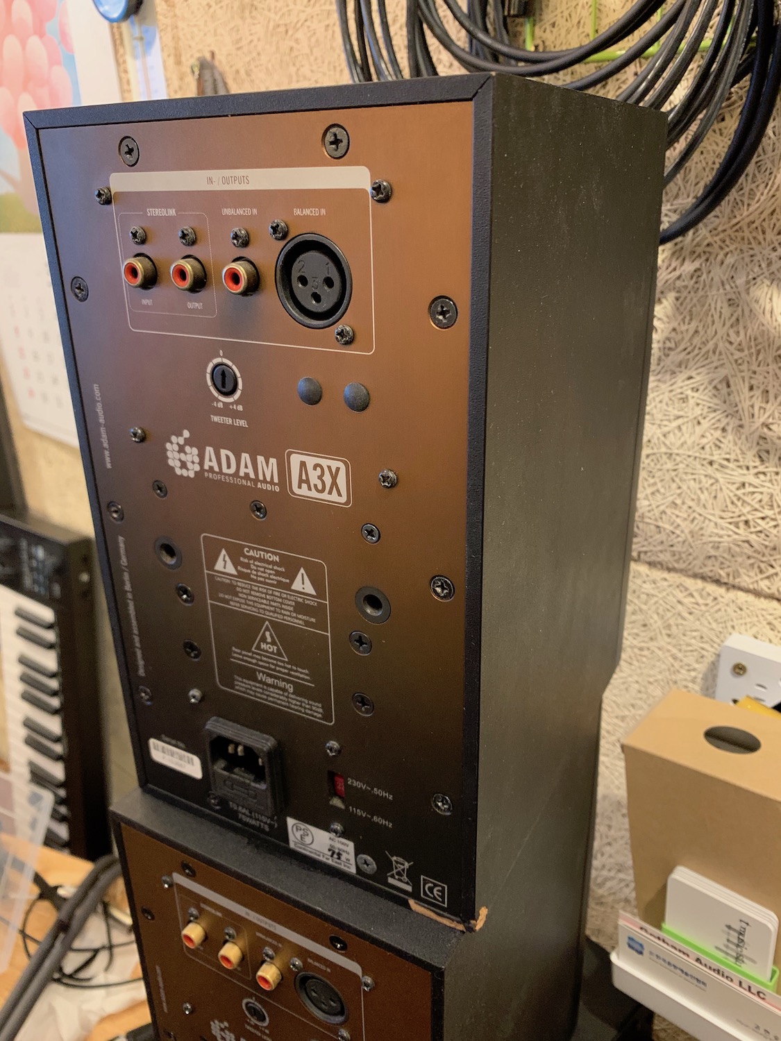 ADAM A3x 판매합니다.