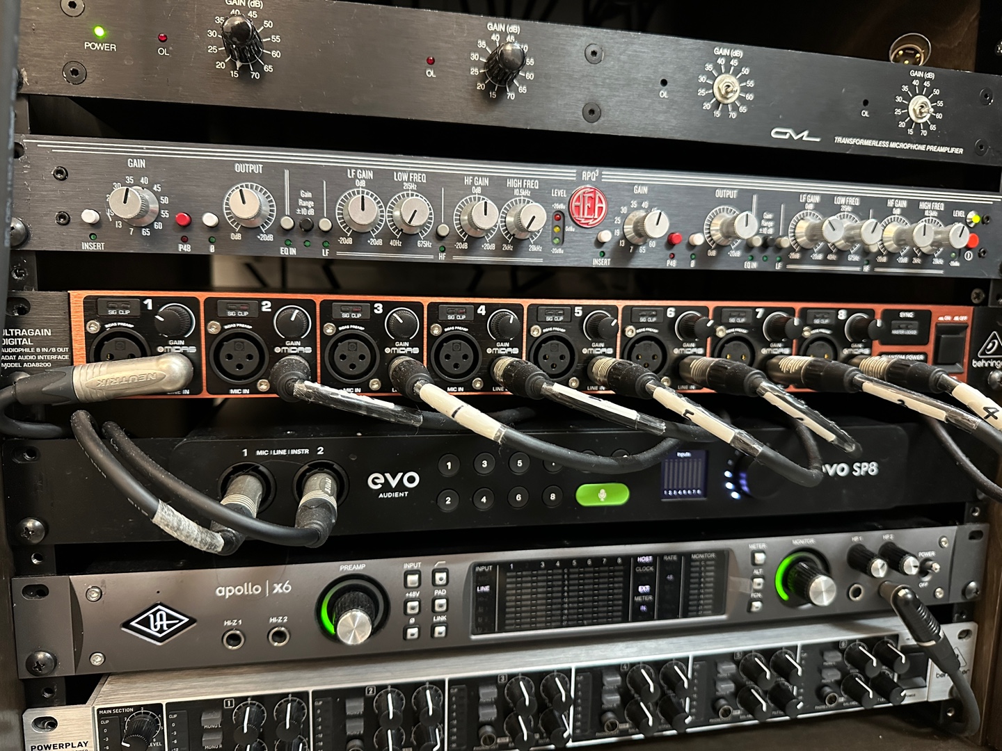 8채널 adat 프리앰프 evo sp8 ADA8200