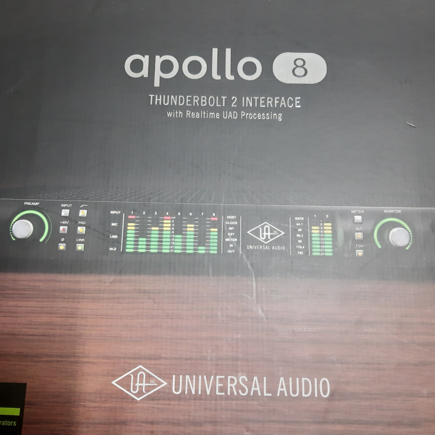 UAD Apollo 8 DUO 오디오 인터페이스 판매합니다.~