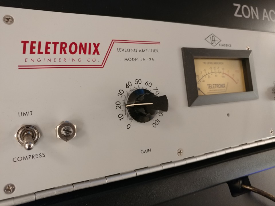 TELETRONIX LA-2A 거의 새제품 실사용 1시간 판매합니다