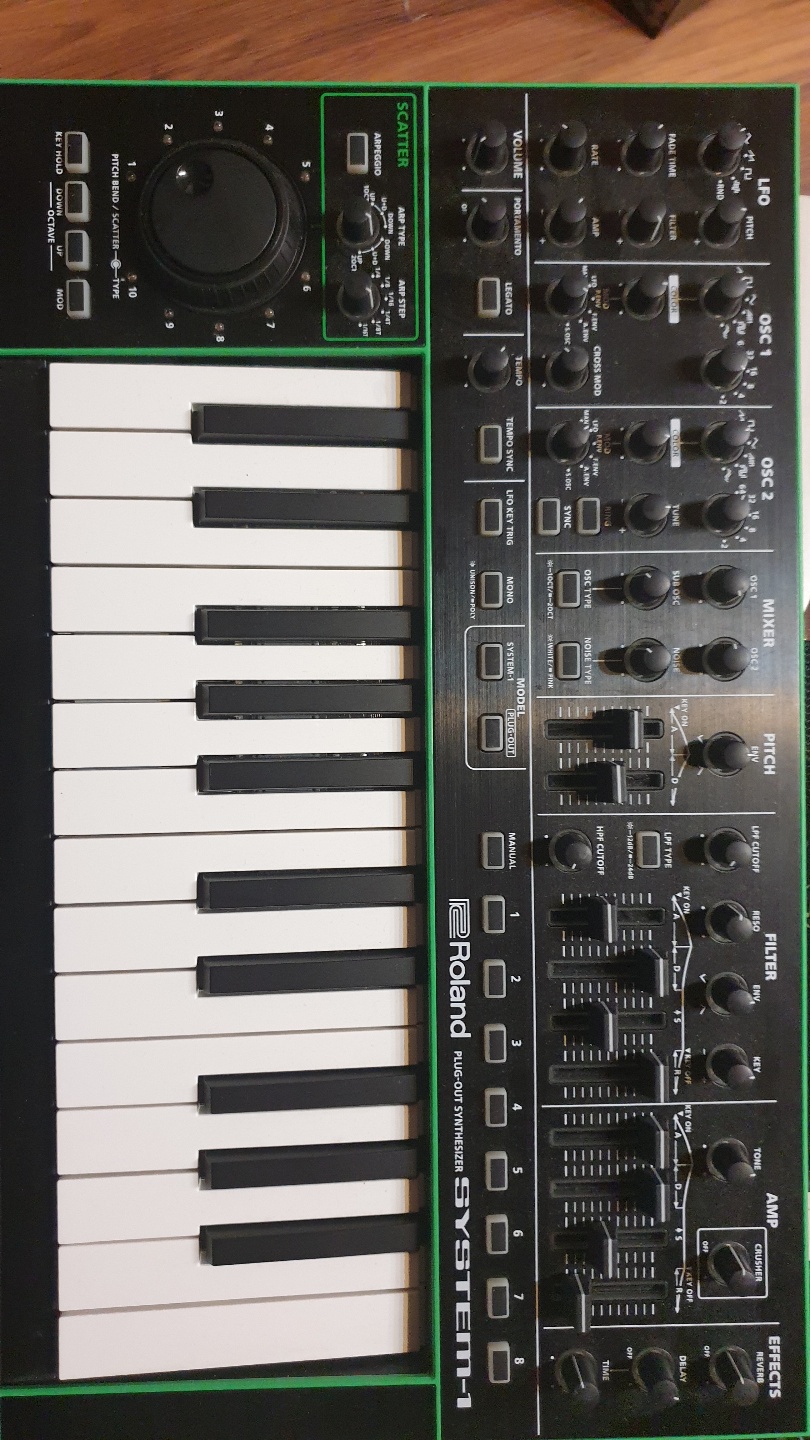 Roland System-1 팝니다.