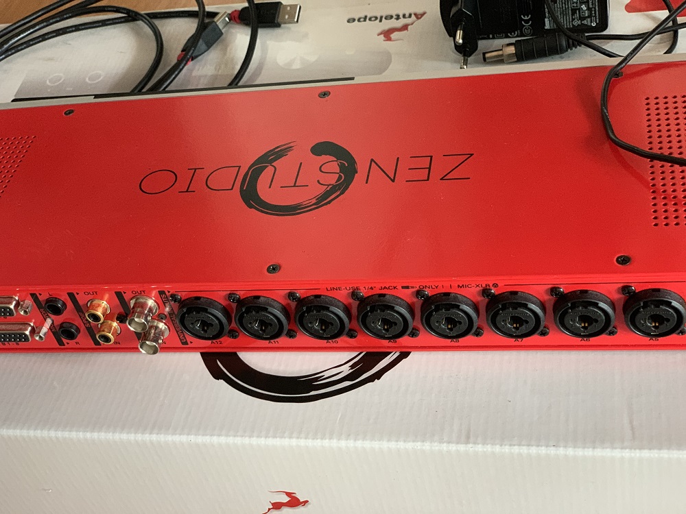 Antelope Zen Studio red 판매합니다. 오디오인터페이스 풀박!