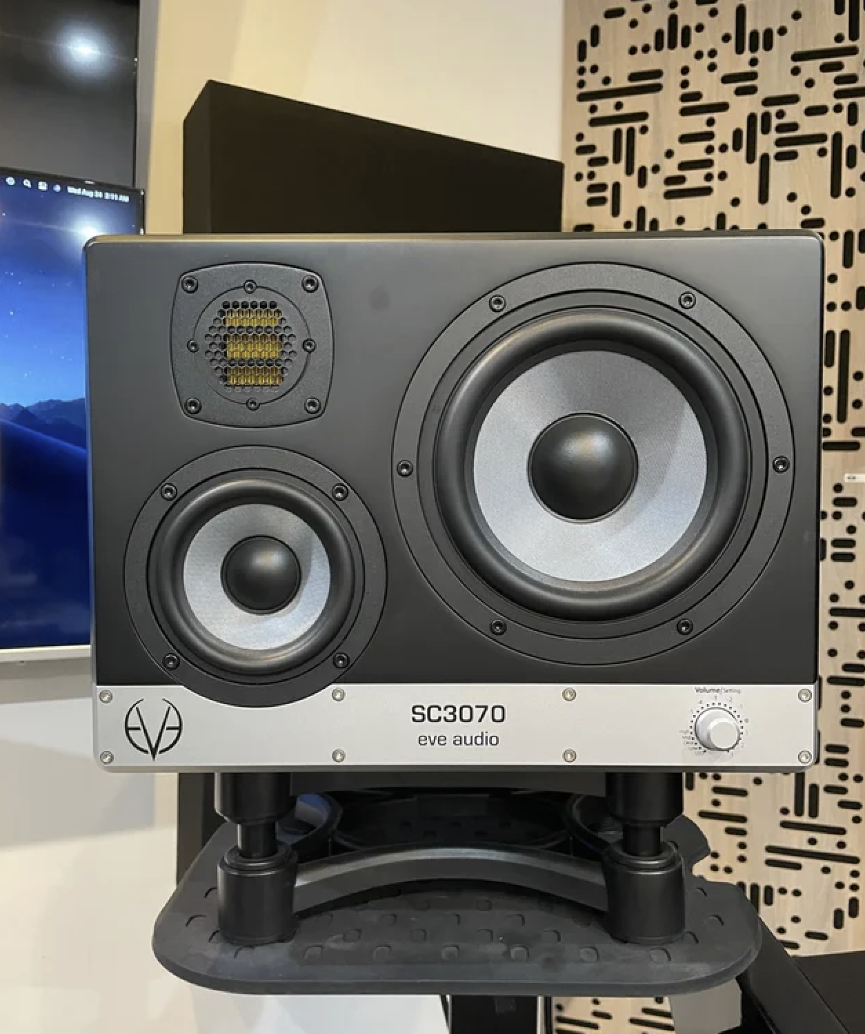 EVE SC 3070 모니터 스피커 판매,교환 합니다