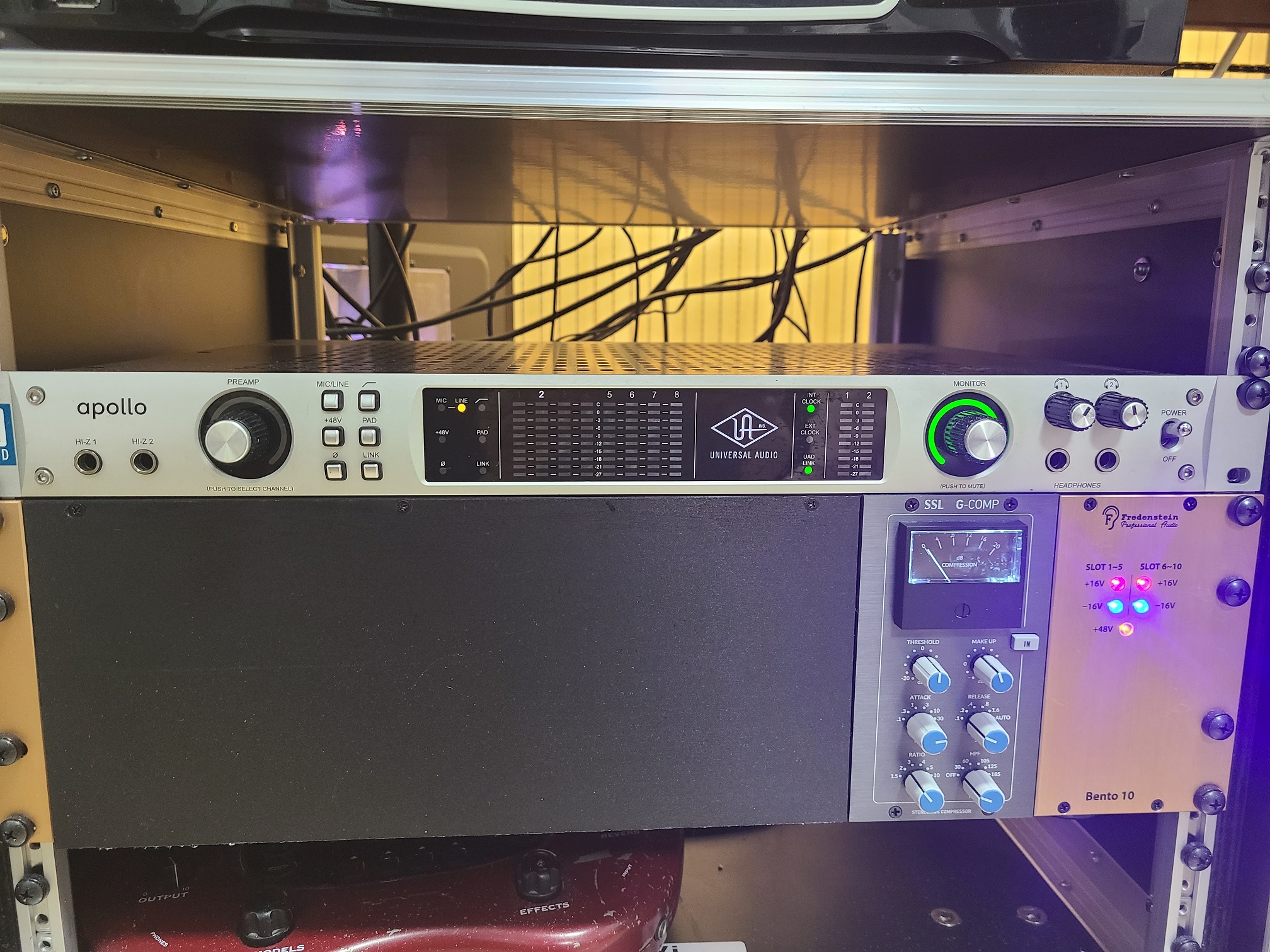 UAD Apollo Silver Quad +Thunderbolt 3 option (아폴로실버 썬더볼트)팝니다.