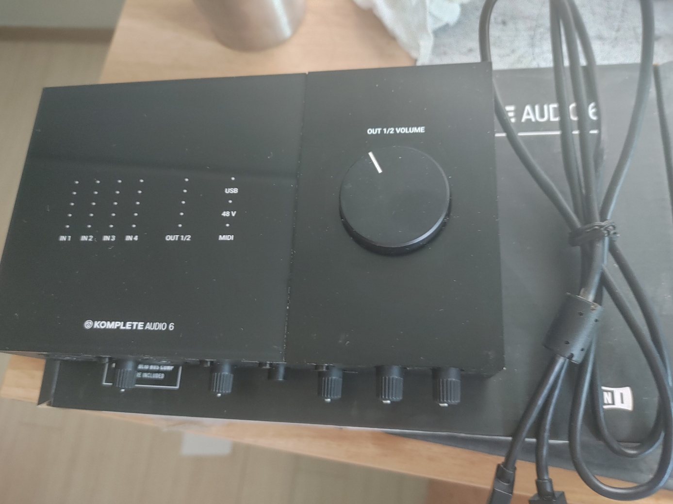 NI KOMPLETE AUDIO 6 MK2 팝니다