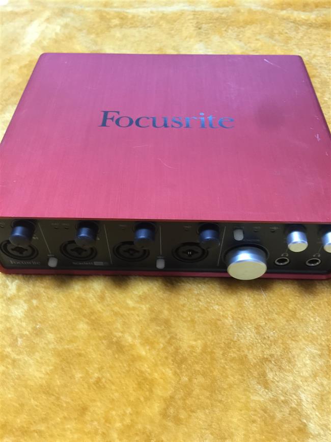 focusrite scarlett 18i8 팝니다