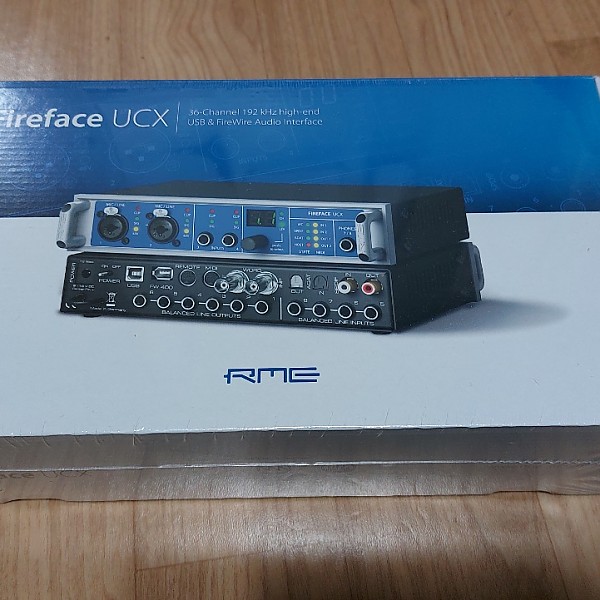 RME UCX (미개봉. 완전새거)