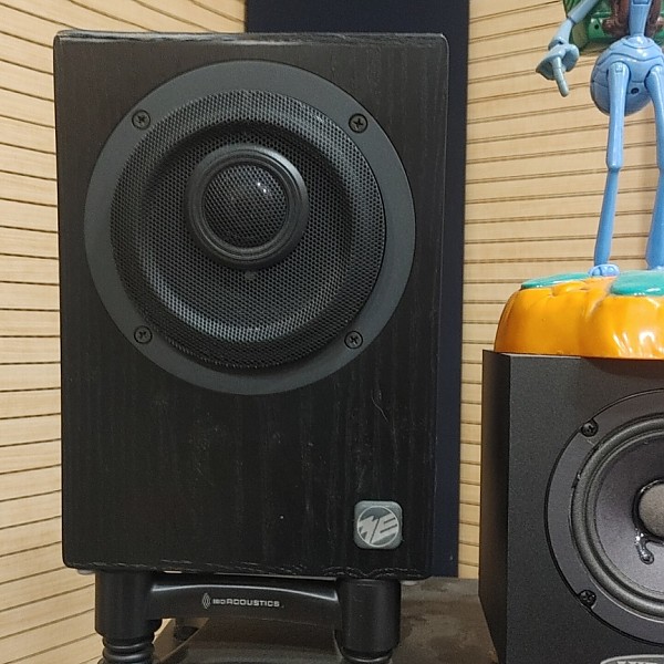 ME-Geithain RL906 내놓습니다