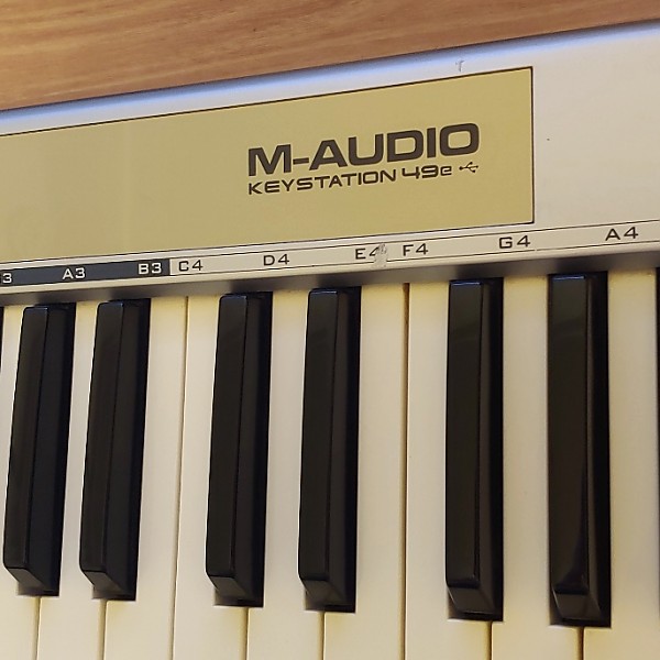 M-Audio Keystation 49e 마스터건반 4만원에 가져가세요