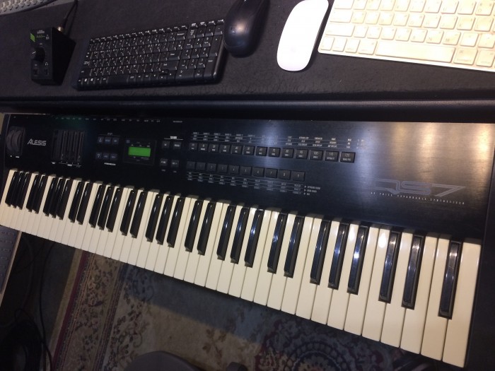 alesis qs7 / 신디, 마스터 키보드