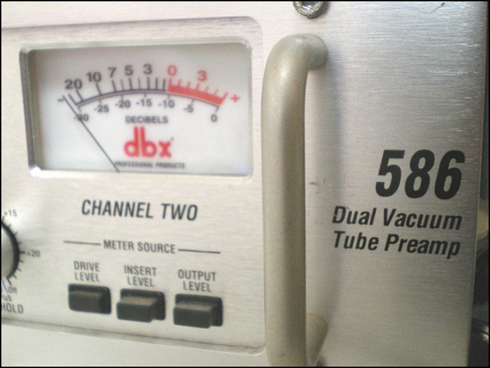DBX 586 tube preamp