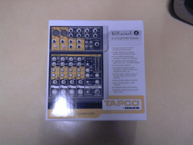Mackie Tapco 의 Blend 6 믹서 팝니다.